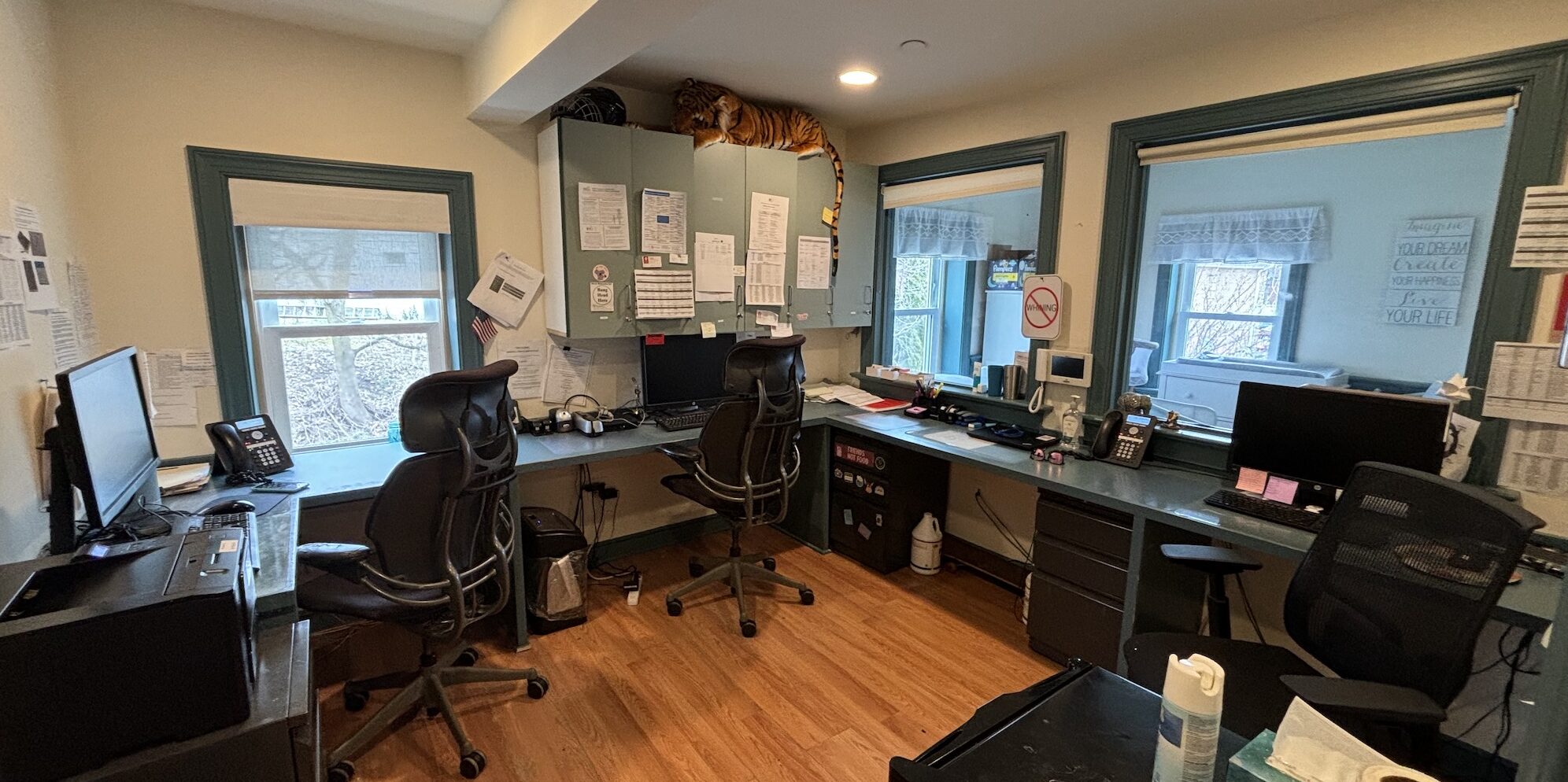 24-Hour Helpline - Kids In Crisis